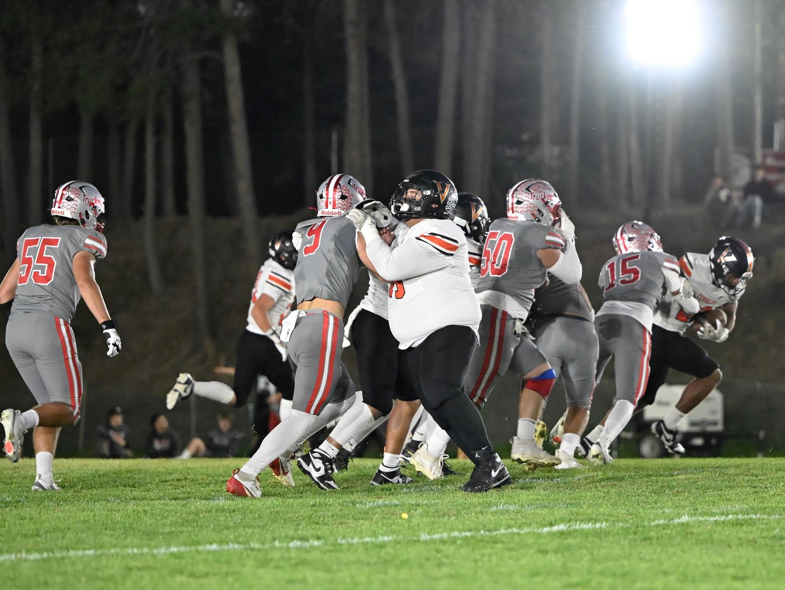 Onside kicks spur turnaround in Vaqueros win at Truckee