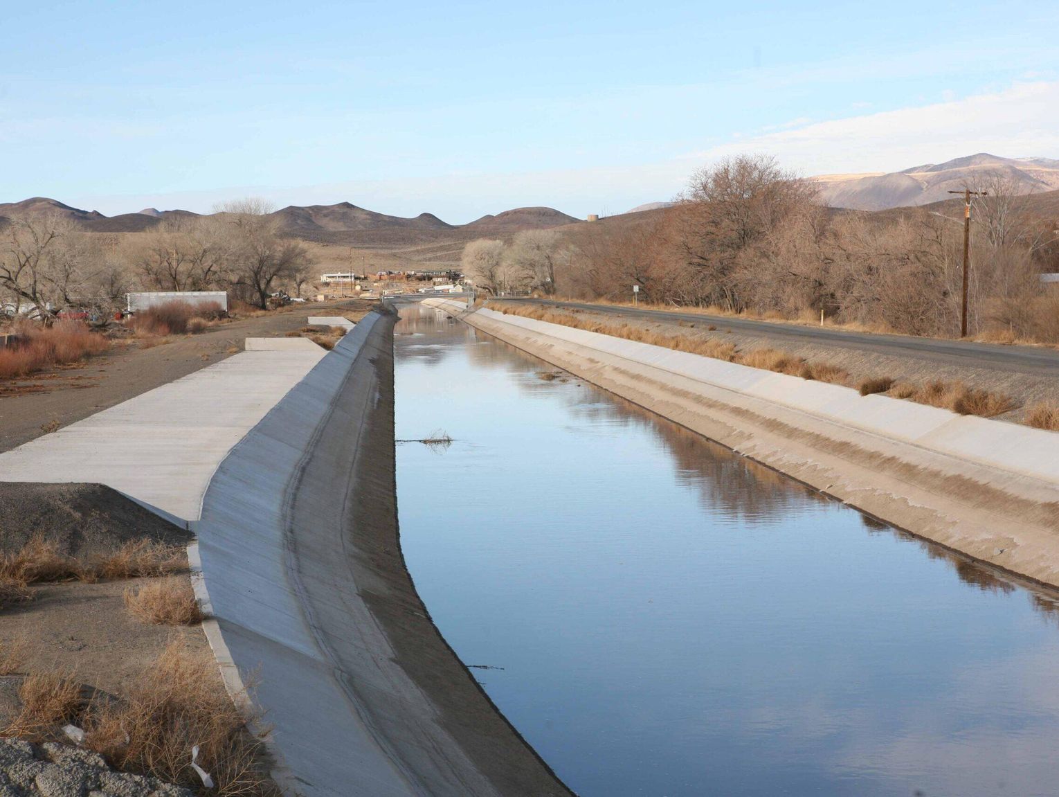 TCID Opens Canal to Boost Lahontan Storage Levels
